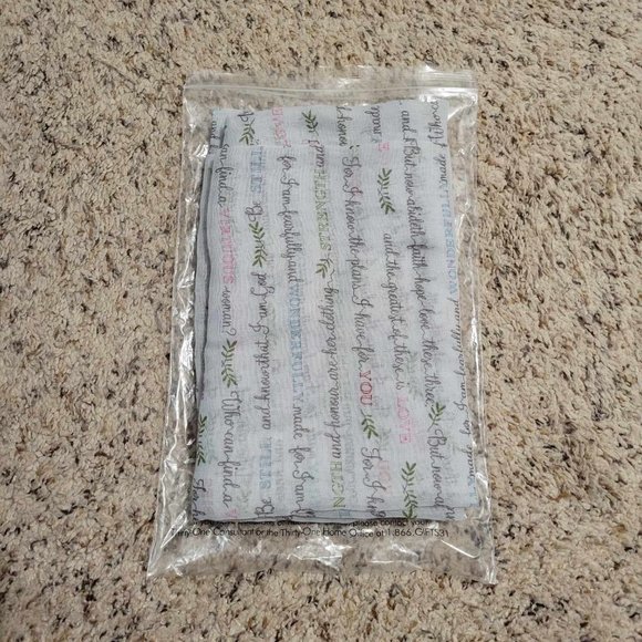 thirty-one | Accessories | Thirtyone Avenue Scarf | Poshmark
